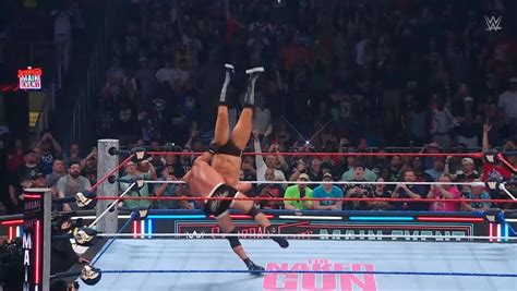 🔴otrsnme جولدبيرج بيعمل جاك هامر Over The Top Rope Facebook