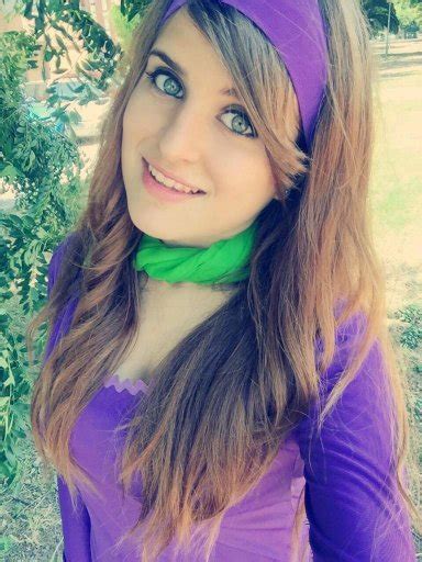 Daphne Cosplay Cosplay Amino