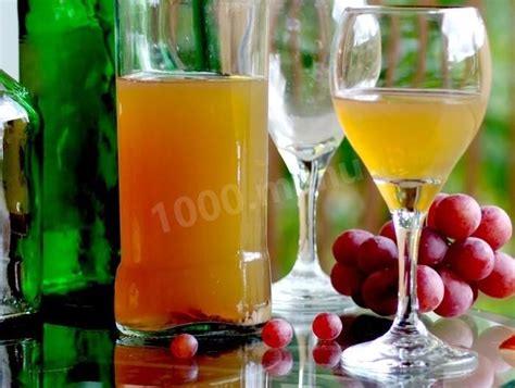 Домашнее белое вино из винограда | Вино, Белое вино, Винные напитки