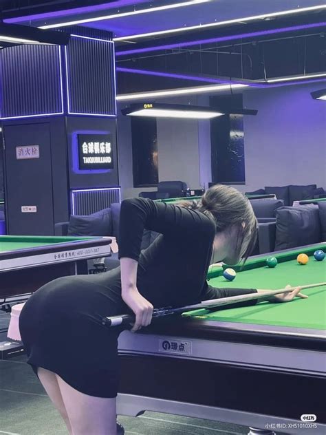 ผู้สาวขาเลาะ