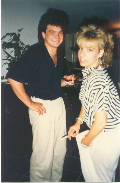 S Woman Smoking Tumbex