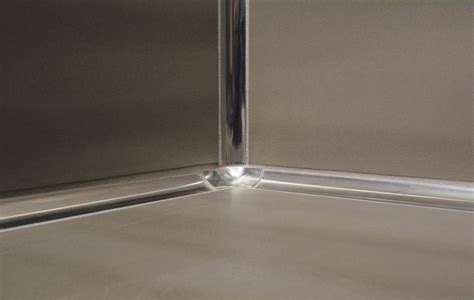 China Low Price Stainless Steel Outside Corner Trim Suppliers And