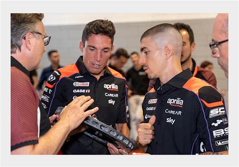 Motogp冠军车队到访布雷博 知乎