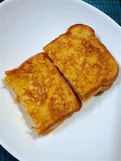 프렌치 치즈 토스트