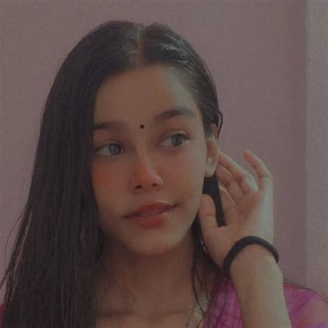 Ayesha 💕 Chcutegirl969 • Threads Say More