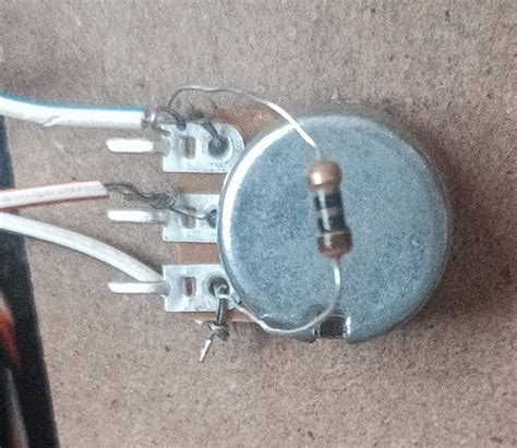 I Need To Connect A Resistor In Parallel With A Potentiometer R Askelectronics