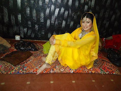 Sexy Muslim News Reader Shazziya For BIG BLACK COCKS Porn Pictures XXX Photos Sex Images