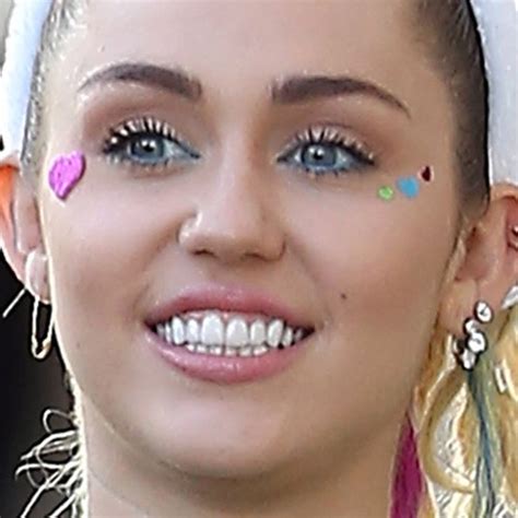 Miley Cyrus Makeup Photos Products Steal Her Style