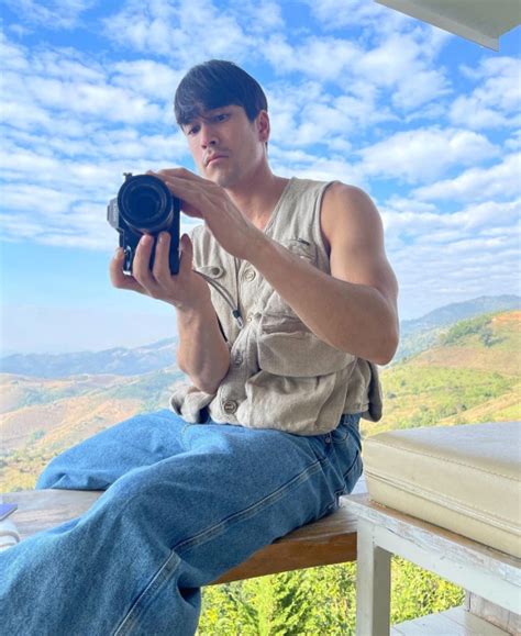 ณเดชน์ คูกิมิยะ ประวัติพระเอกช่อง 3 หนุ่มมากเสน่ห์ที่ใคร ๆ ก็หลงรัก