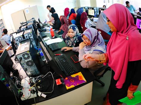 Molecular Docking Structure Based Virtual Screening For Drug Discovery Course Utm Newshub