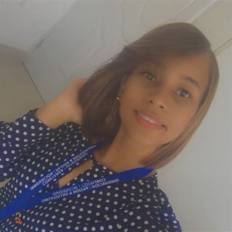 Aranza Torres Santa Oficial De Servicio Al Cliente Banco Vimenca
