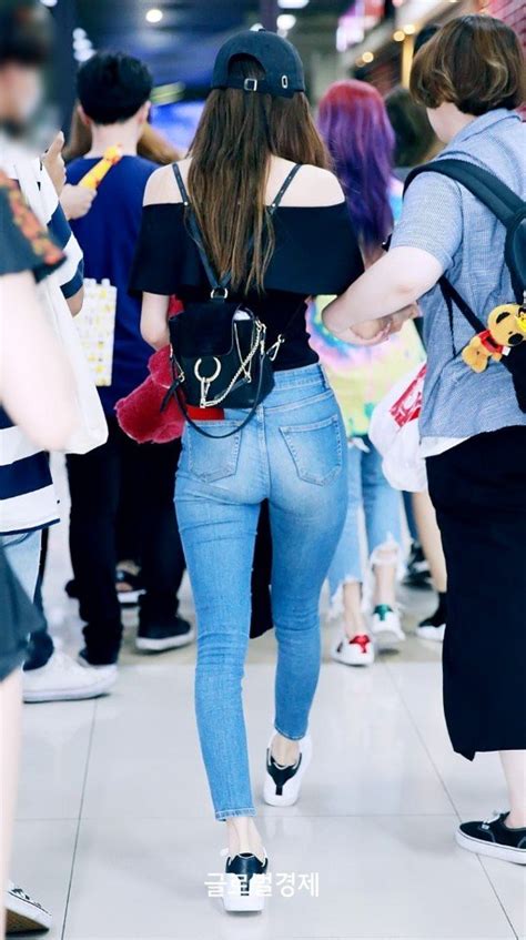 블핑 200번째 글 로제 몸매 걸그룹 갤러리 에펨코리아