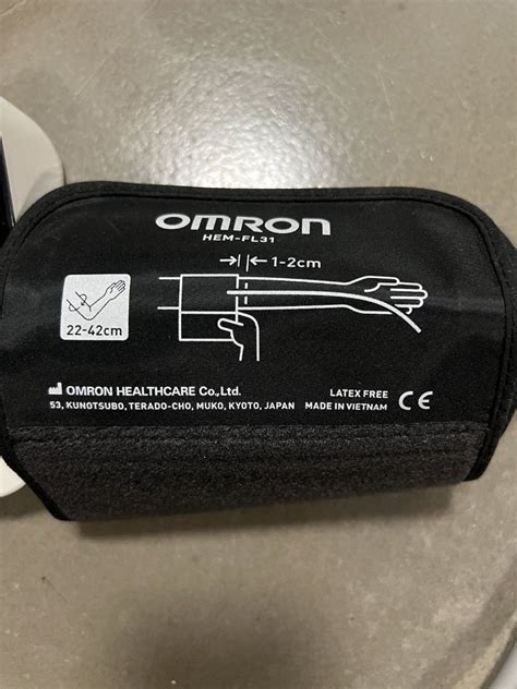 OMRON M4 Intelli IT Blood Pressure Monitor, Health & Nutrition, Medical ...