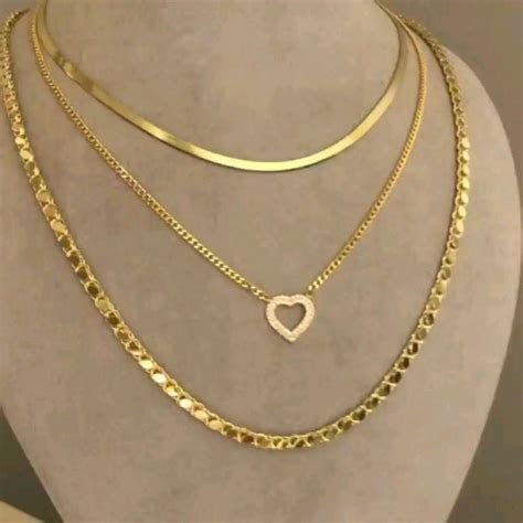 گردنبندهای نقره کاملا مشابه طلا آبکاری شده و بدون تغییر رنگ در طول زمان