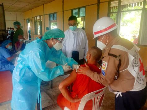 သုံးခွမြို့နယ်၌ ကျေးရွာ ၆၀ ရှိ သံဃာတော်များ၊ အသက် ၆၅ နှစ်အထက် သက်က