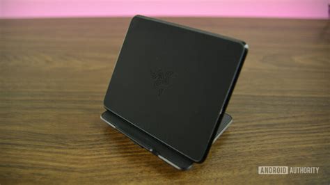 The Razer Wireless Charger Proprietary RGB Awesomeness At A Price Android Authority