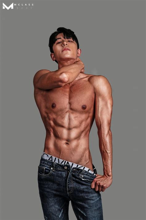 D 포트폴리오 바디프로필남 바디프로필오디션프로필사진세미누드프로필사진스튜디오프로필사진촬영프로필촬영 성내동