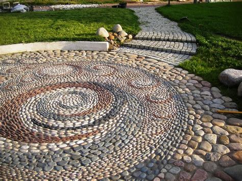 Дорожки из гальки: мелкой, белой, с эпоксидной смолой, полимером, фото ...