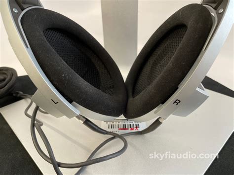 Sennheiser Hd800 Dynamic Reference Headphones Super Clean Skyfi Audio
