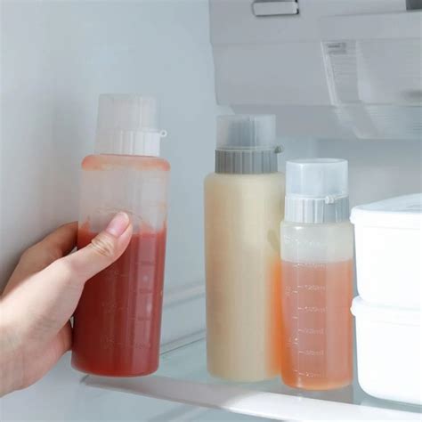 Dropshipping 5 Hole Squeeze Bottle At ₹ 75piece Surat Id