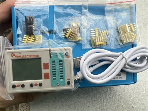 Máy nạp rom chép rom SKYPRO II có màn hình hiển thị có kết nối máy tính mới chính hãng