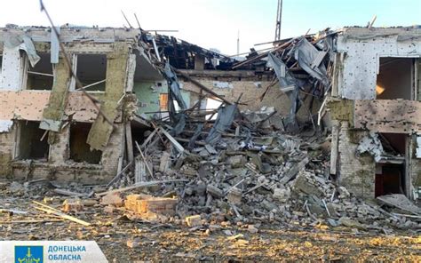 Внаслідок російських обстрілів Донеччини загинули дві людини портал новин Lb Ua