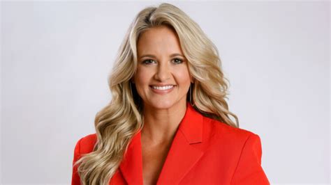 Kelsey Riggs To Host Espn ‘sportscenter As Full Time Anchor Barrett