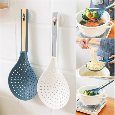 Draining Spoon High Temperature Resistant Noodle Spoon Hanging Storage Filter Mesh Spoon