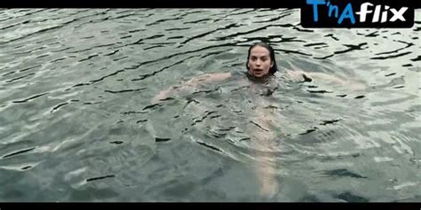 Alicia Silverstone Breasts Scene In The Crush Tnaflix Com