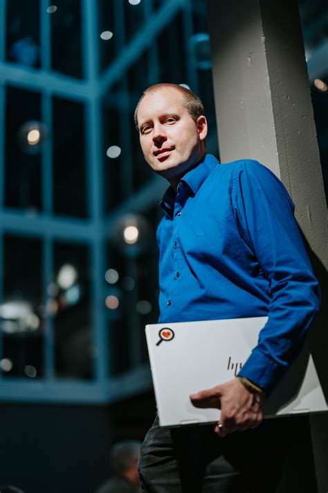 Leadership Evaluation Review Jonas Breisel 39 Commentaires