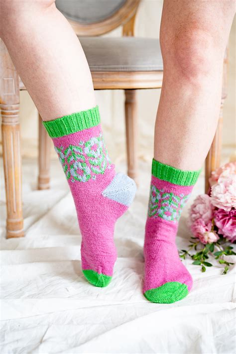 Psychedelic Posies Socks I Like Knitting
