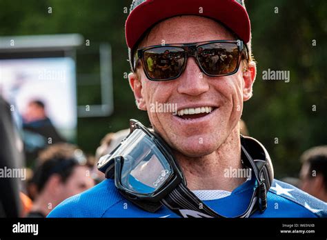 Windham Ny Usa August 9 2014 Portrait Of Aaron Gwin Usa Athlete For Specialized Racing