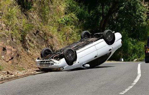 අලුත් බදු සමග වාහන මිල තීරණය වෙන්නේ කොහොම ද Bbc News සිංහල