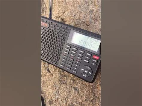 XHDATA D-109 Shortwave Radio - Dusk SW at Village Boulder - YouTube