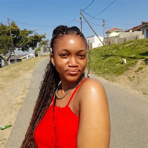 Sthandiwem Sthandiwemsomi • Threads Say More