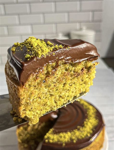 Chocolate Pistachio Cake Pastrybysaloni