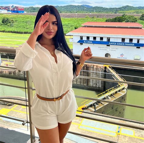 Vicky Tika Biography 28 Photos Age Height Real Name Instagram Account 2026