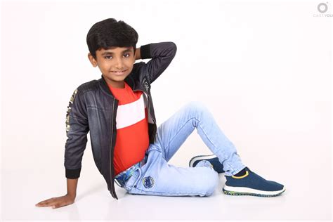vyom gupta castyou