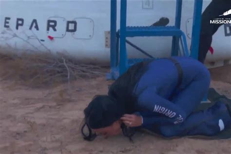 Katy Perry Kisses Ground As Blue Origin Flight Returns To Earth