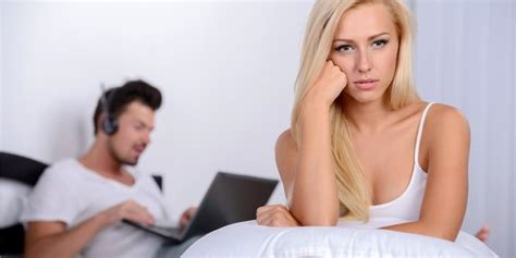 Caught In The Sexual Avoidance Cycle Here S How To Break Free Jessa Zimmerman Sex Therapist