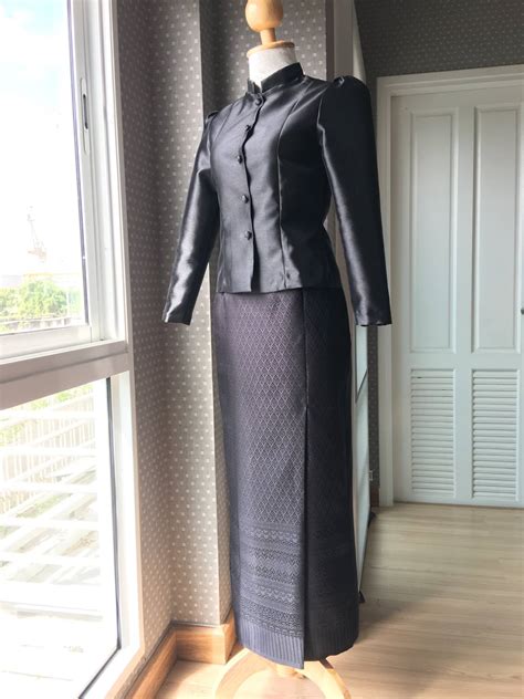 ชุดดำไทยจิตร ขายชุดดำไทยจิตรลดา ชุดไทยงานพระราชทานเพลิงศพ