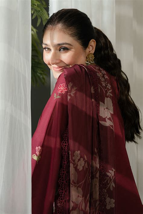 Ruby Maze 3 Piece Embroidered Lawn Suit