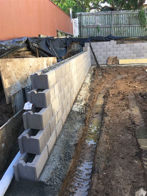 Cinder Block Retaining Wall For Sturdy Foundation