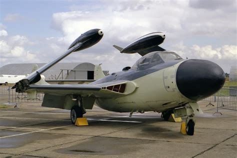 Aviation photographs of Registration: XG613 : ABPic