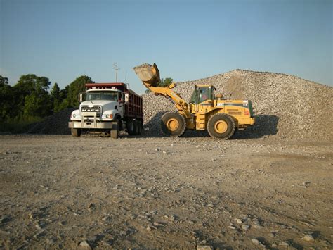 무료 이미지 모래 도로 들 아스팔트 수송 구성 차량 흙 농업 불도저 건설 현장 대지 굴착기 중장비