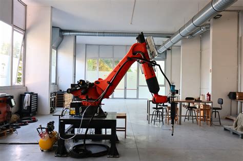 Robotic Additive Manufacturing 3d Printing Esi Robotics Leaders