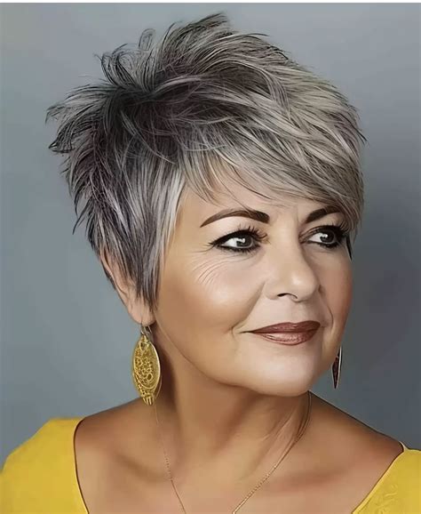 Pin By Mary Beth Allen On Hairstyles And Makeup Short Silver Hair