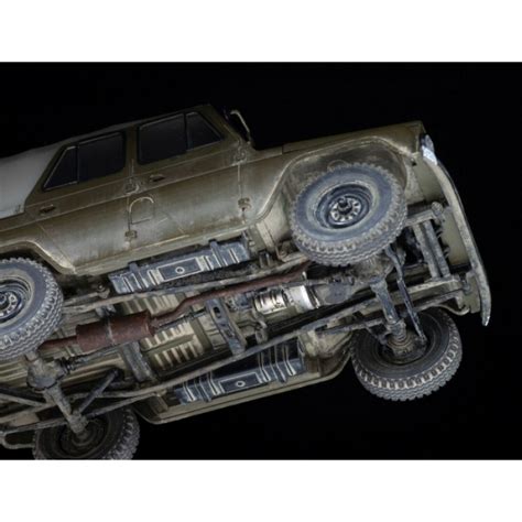 Zvezda 3629 - 1/35 UAZ-469 Soviet Military Off-Road Vehicle