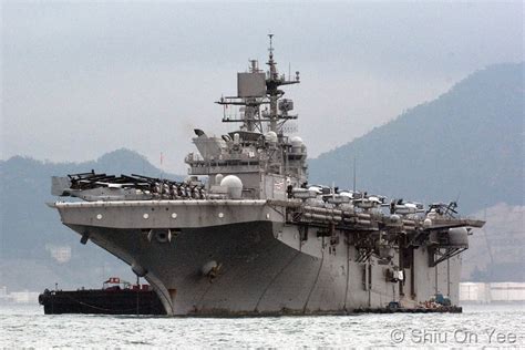 Uss Makin Island Lhd 8