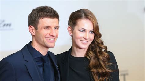 Thomas Muller Wife Lisa Muller